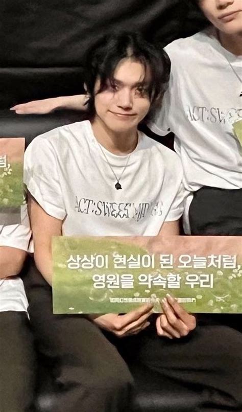 Pin Tillagd Av Aʀʜʌɱ Sʜʌʜ På Choi Yeonjun