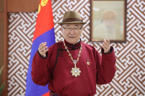 “Чингис хаан” одонт академич Д Доржготовт хоёр өрөө байр олголоо