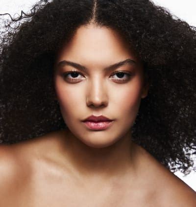 Curve Women Select Model Miami Select Model Management