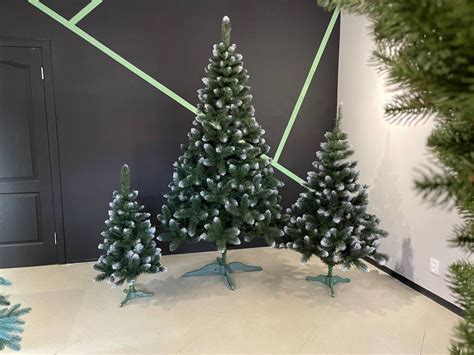 Знижки Штучна ялинка з ПВХ Королева Снігова Искусственная ель 699 грн Прочие товары для