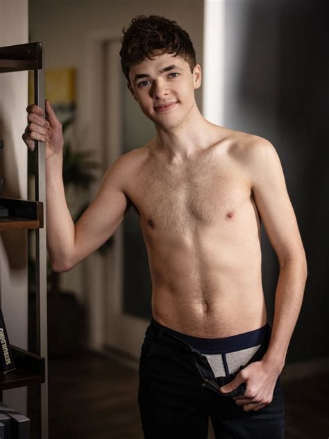 Porn Model Troye Dean