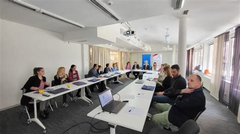 АГЕНЦИЈА ЗА КВАЛИФИКАЦИЈЕ АЗК