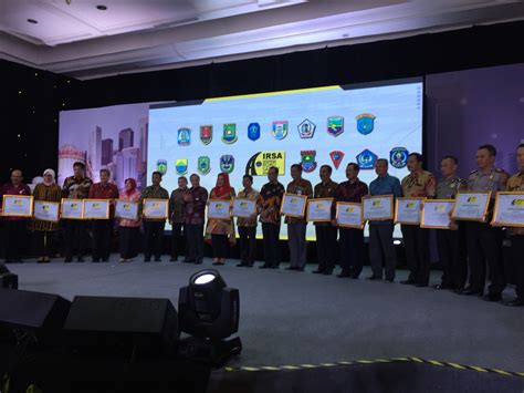 Advertorial Irsa Dukungan Adira Terhadap Program Keselamatan Jalan
