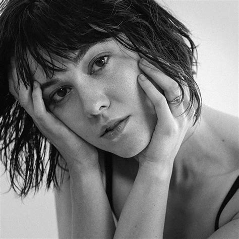 Mary Elizabeth Winstead Strips Down In A Sexy New Photo Shoot Maxim