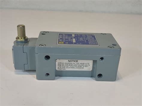 Square D Limit Switch Class 9007 Type Cr61c Form S18
