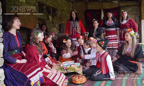 Боядисаха Великденските яйца в село Гугутка ВИДЕО Xnews