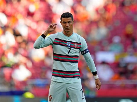 Ronaldo Euro 2020 Record Portugals Cristiano Ronaldo Becomes First
