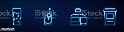 세트 라인 위스키 병과 유리 맥주 한 잔 칵테일 블러디 메리와 커피 컵 벽돌 벽에 빛나는 네온 아이콘 벡터 0명에 대한 스톡 벡터 아트 및 기타 이미지 Istock