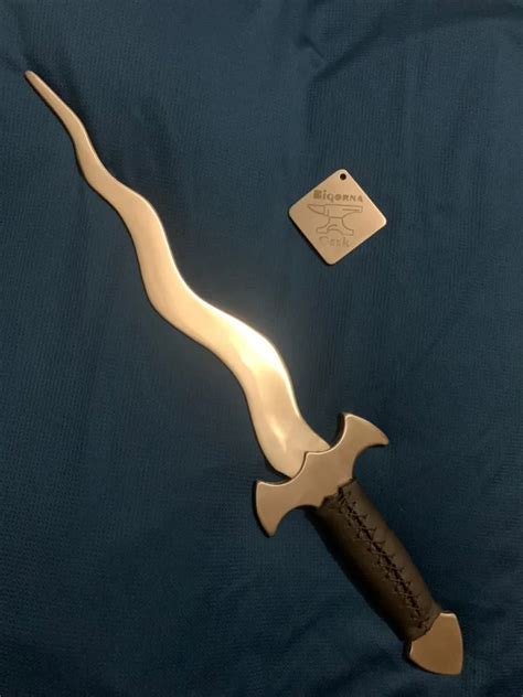 Market Klingon Adaga Ondulada
