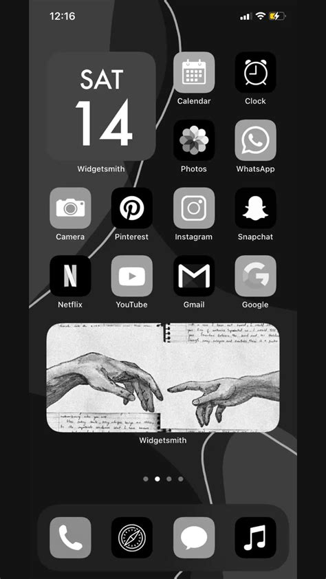 Widgetsmith Idea For Home Screen Formula 1 Black And White Artofit