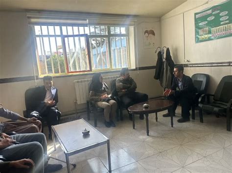 مریوان ،نشست صمیمی در مدرسه کودکان استثنایی باغچه بان سازمان بهزیستی