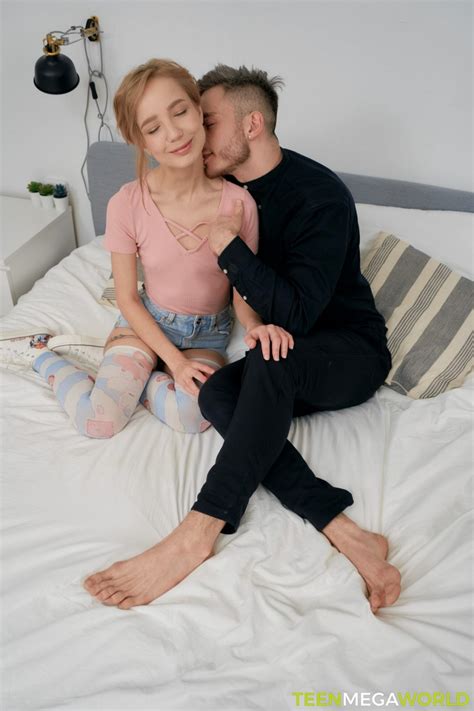 Art Brings People Close With Tea Mint