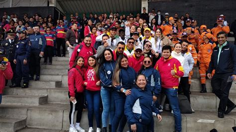 Colaboradores De La Secretaría De Integración Social Reciben