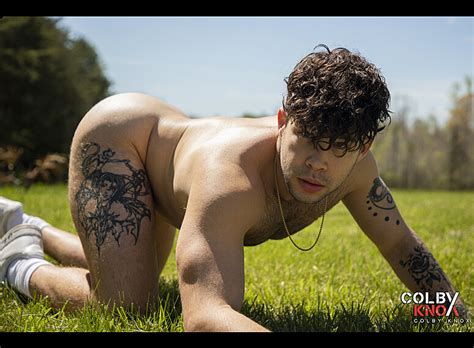 JOSEPH CASTLIAN Photo 3 BabeFriendTV Com