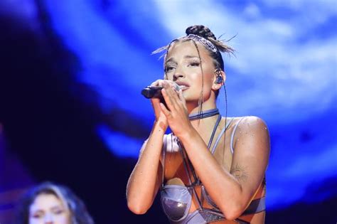 Julia Wieniawa Zrobi A To Po Raz Pierwszy Wysz A Ze Swojej Strefy Komfortu Eska Pl