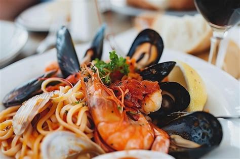 Premium Photo Scrumptious Seafood Linguine Dish Authentic Italian