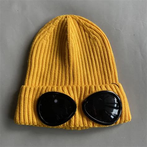 Unisex Designer Knitted Goggle Beanie Hat With Dual Lens Glasses And