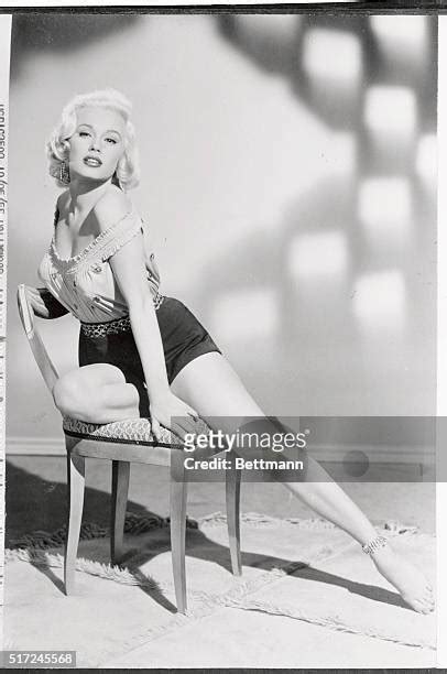 Mamie Van Doren Feet