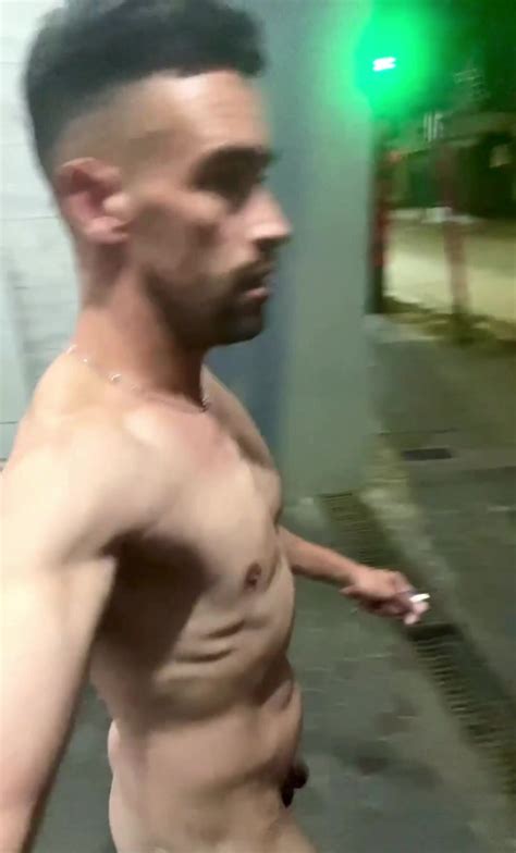 Nude Walk From The Apartment To The Street Thisvid Com