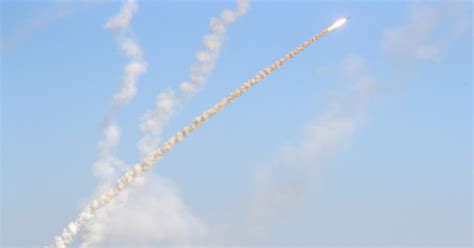 У Криму повідомляють про спрацювання ППО в Євпаторії і вибух в Армянську