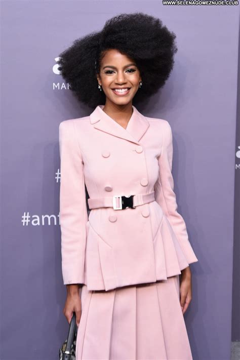 Ebonee Davis Celebrity Beautiful Sexy Babe Posing Hot Famous And Uncensored