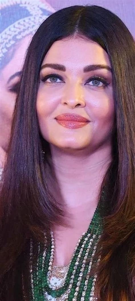 He Is Abt To Make Aish Naked Raishwaryaraiworship