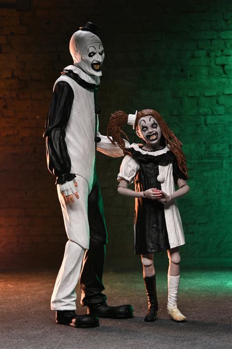 Neca Terrifier 2 Ultimate Art The Clown And The Little Pale Girl