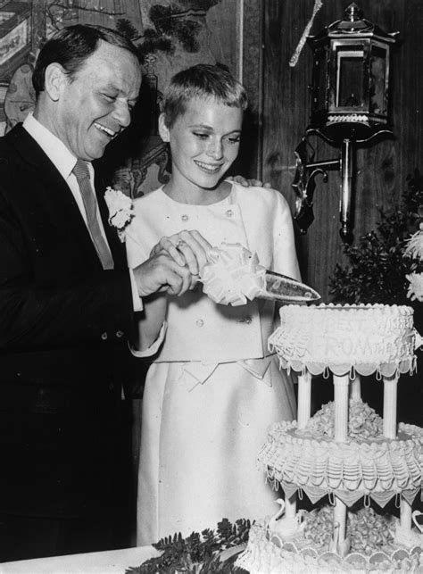Why Did Frank Sinatra And Mia Farrow Divorce