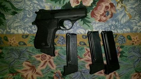 Pistols Phoenix Hp22a