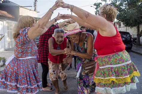 Ainda Em Clima De Festa Junina Na Terceira Idade Prefeitura De Maricá
