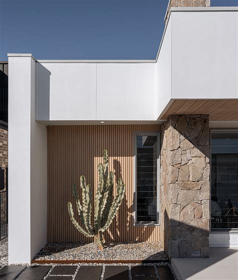 Hardie™ Brushed Concrete Cladding Archiclad