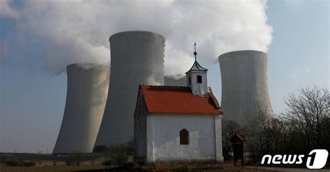한수원 체코 원전 우선협상자로 선정1보