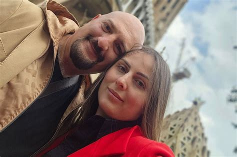 «Ուրախից մինչեւ լացելու իրավիճակներում Անահիտ Կիրակոսյանի ընտանիքը 13 տարեկան է Bravo Am