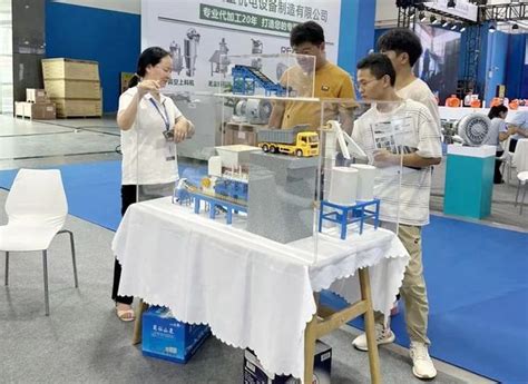 100余家企业齐亮相！中原农谷首届振动机械产业博览会展馆开馆 公司新闻 新闻资讯 河南英大重工科技股份有限公司