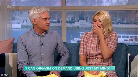 Holly Willoughby And Phillip Schofield Collapse In Giggles As They Talk To Sex Expert Daily