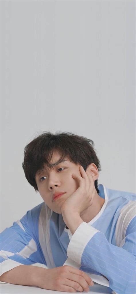 100 Kim Seon Ho Pictures