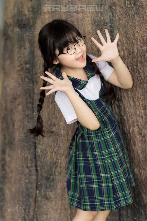 สายแบ๊วสตูดิโอ น้ อ ง พิ ซ ซ่ า คิ ด ถึ ง โ ร ง เ รี ย น