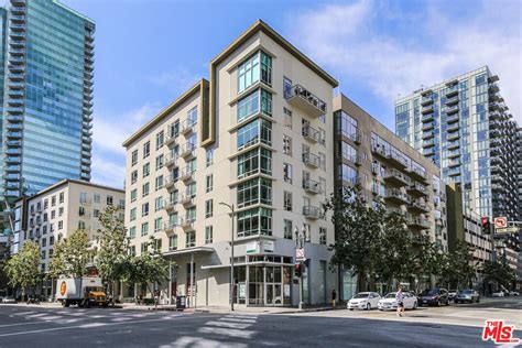 645 W 9th St Unit 401 Los Angeles Ca 90015 Condo For Rent In Los