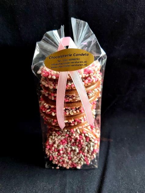 Candela Chocolade Flikken Roze 250 Gram Geboorte Muisjes Bol