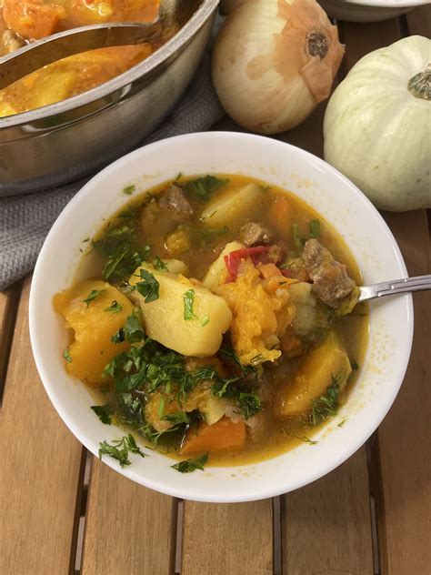 Kürbis Eintopf Mit Fleisch Usbekisches Rezept Afiyet Kitchen