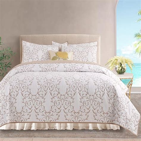 Querencia Cotton Quilt King Size Embroidered Beige Quilt