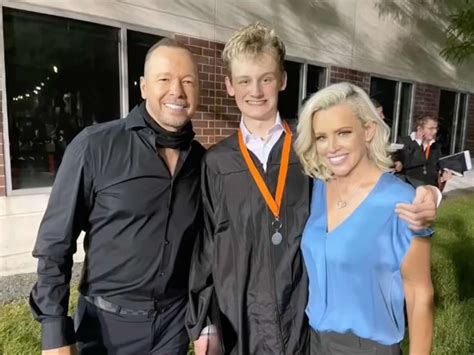 All About Jenny Mccarthy S Son Evan Joseph Asher