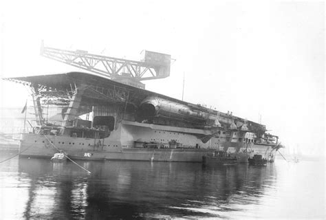 航空母艦 一覧 鳳翔 赤城 加賀 龍驤 蒼龍 飛龍 翔鶴 瑞鶴 大鳳 大日本帝国軍 主要兵器