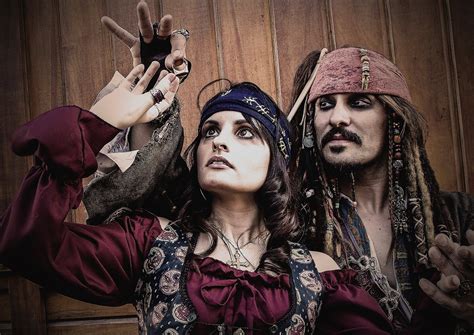 Angelica Teach E Jack Sparrow Mundo Cosplayer