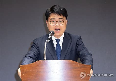임현택 소청과의사회장 차기 의협회장 선거서 65 득표로 당선 연합뉴스
