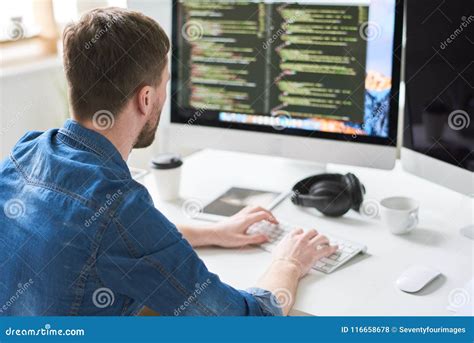 Web Entwickler Busy Working Stockfoto Bild Von Schreibtisch Arbeit