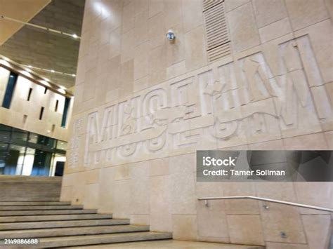 그랜드 이집트 박물관 기자 박물관 이집트가 세계에 준 선물 세계에서 가장 큰 고고학 박물관 기자 피라미드 단지에서 약 2km 0명에 대한 스톡 사진 및 기타 이미지 Istock