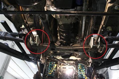 Крепления передних рычагов (Дроп Бокс) для Nissan Patrol Y60/Y61