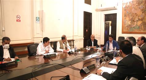 Paro De Transportistas Pedro Castillo Se Reúne Con El Consejo De