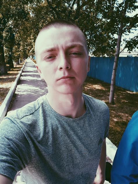 Паша Техник